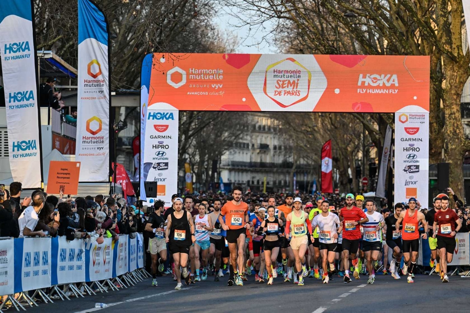 HOKA Paris Half Marathon: Cherono, Kimutai and 50,000 runners take over ...